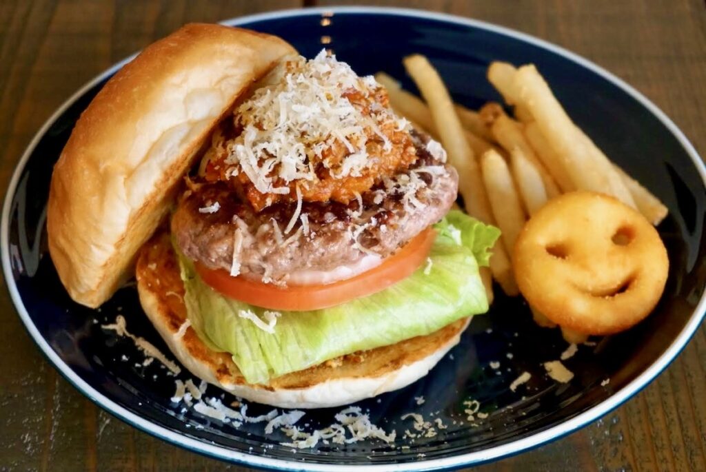飯能愛あふれる店主とグルメバーガーとお酒の「GEORGE’S BARger」 | はんのーと | 飯能ローカルメディア